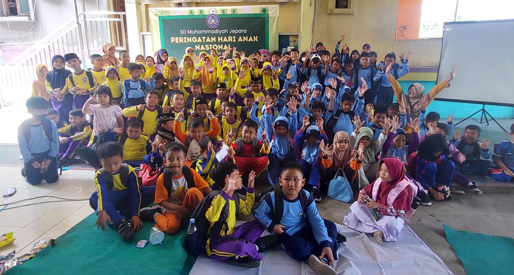 Menyiapkan Generasi Cerdas SD Muhammadiyah Jepara dalam Perayaan Hari ...